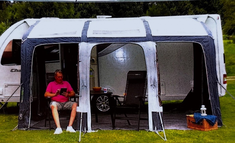 Outdoor Revolution Eclipse 420 Pro AIR Factory Return - Tent Hire Direct